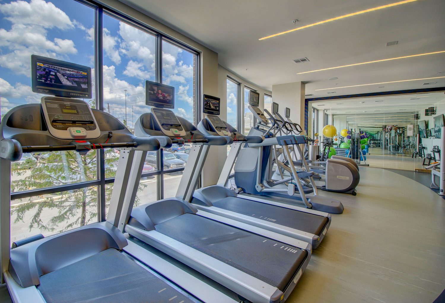 Broadstone Skyline - Photography - Helixmedia 360